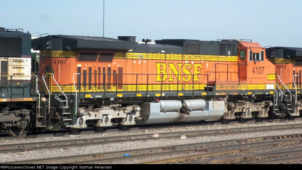 BNSF 4107
